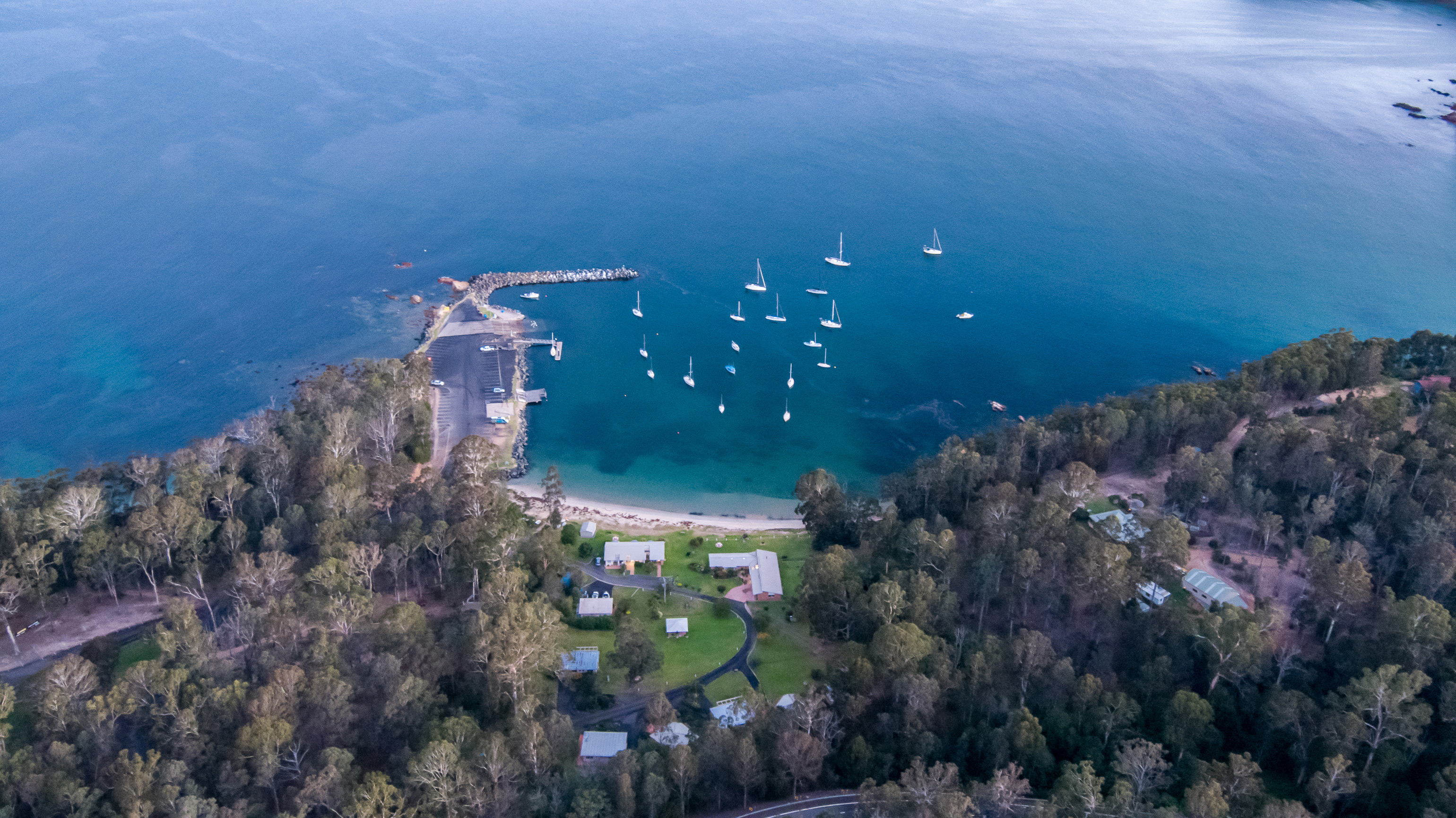 Gallery - photos of Quarantine Bay - Quarantine Bay Beach Cottages